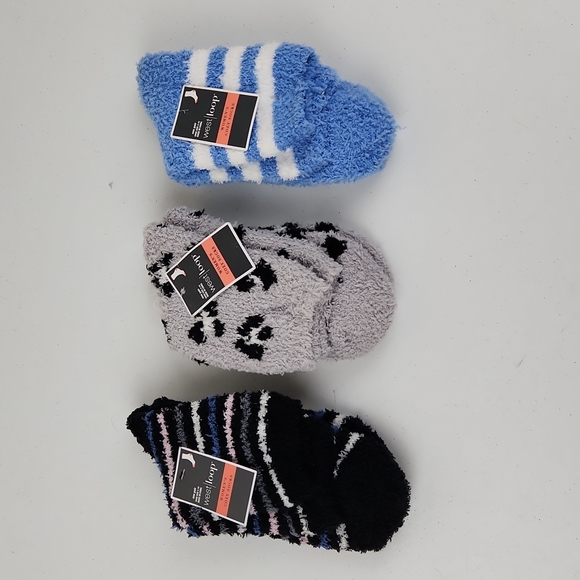 west loop | Accessories | West Loop Womens Cozy Socks 3 Pairs | Poshmark